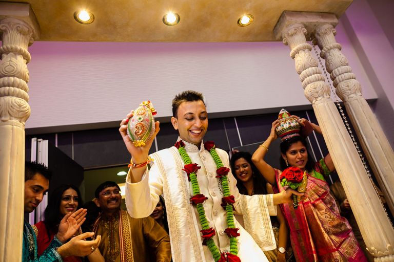 Jessica & Samit | Indian Hindu Wedding Photography | Hilton Syon Park ...