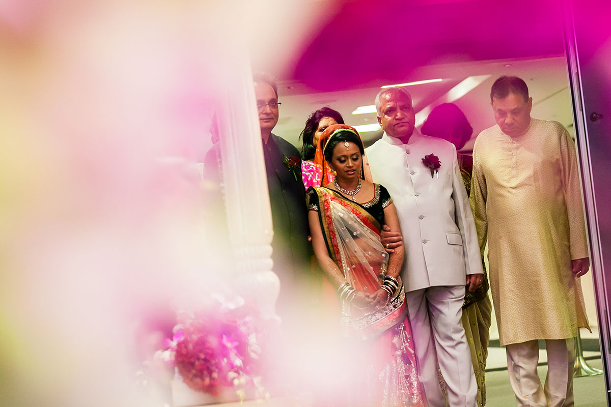 JESSICA & SAMIT | INDIAN HINDU WEDDING | HILTON SYON PARK – Asian ...